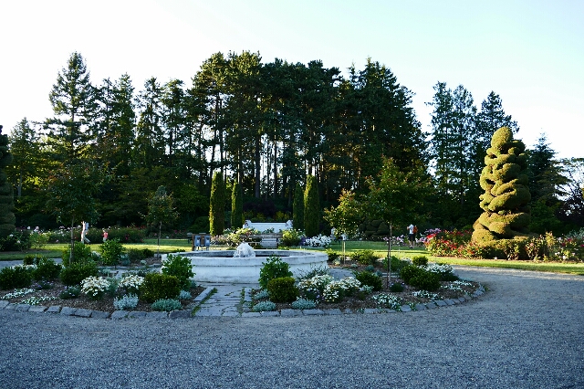 Seattle: Woodland Park Rose Garden | Park Preview