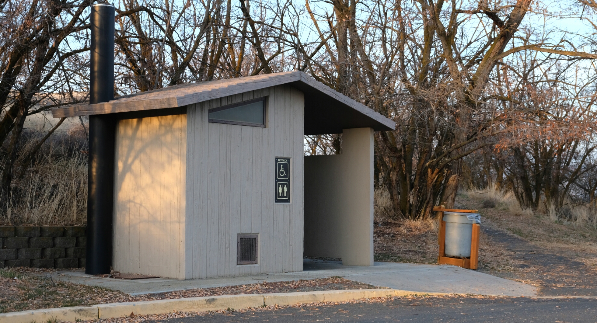 On the Road: Hat Rock State Park near Hermiston, Oregon | Park Preview